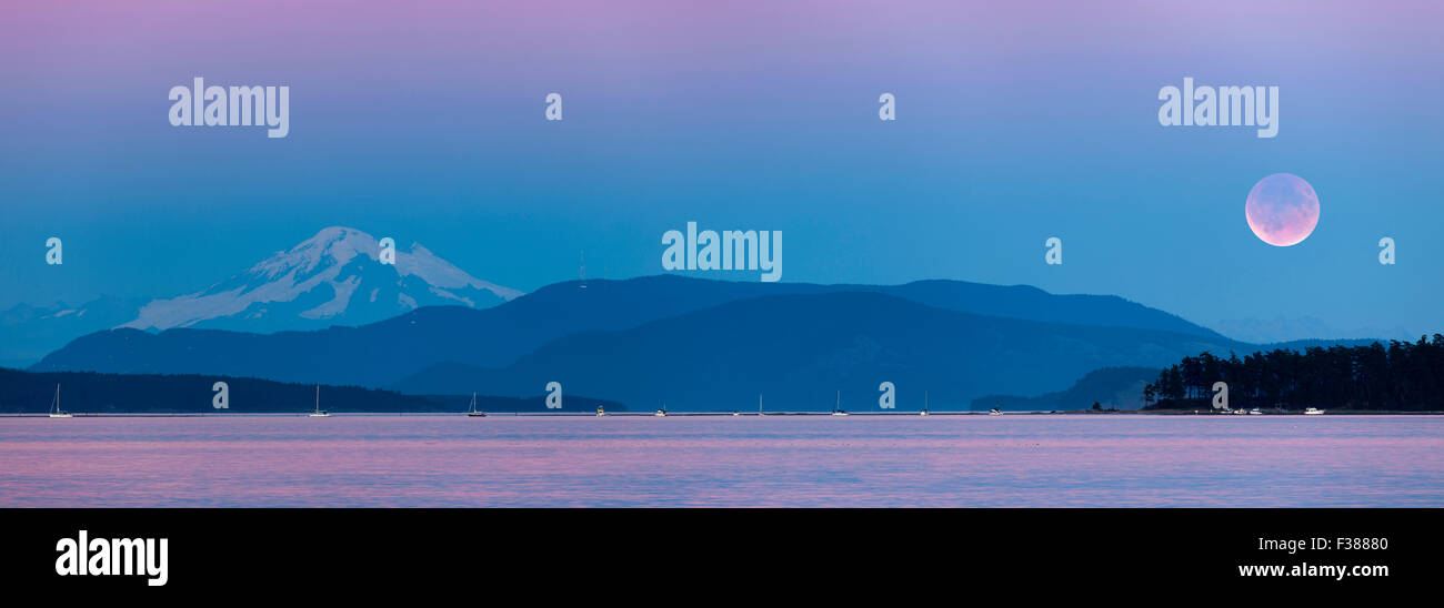 Mount Baker and San Juan Islands with lunar eclipse in near totality ...