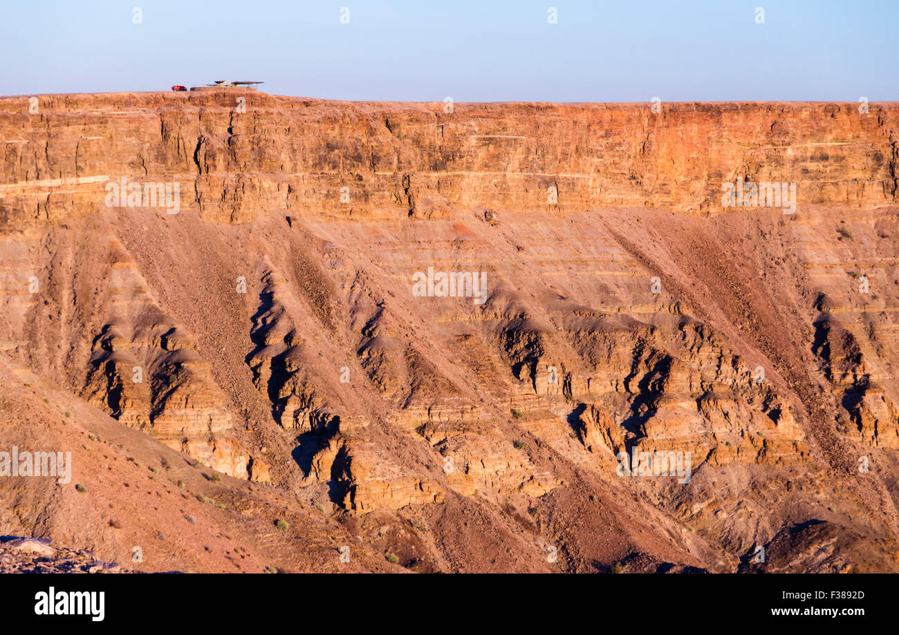 The Hobas viewpoint (small structure top, left) at the Fish River ...