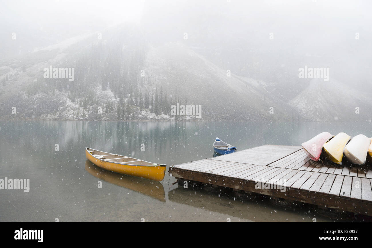 Early snow in September, Moraine Lake in the Valley of the Ten Peaks ...
