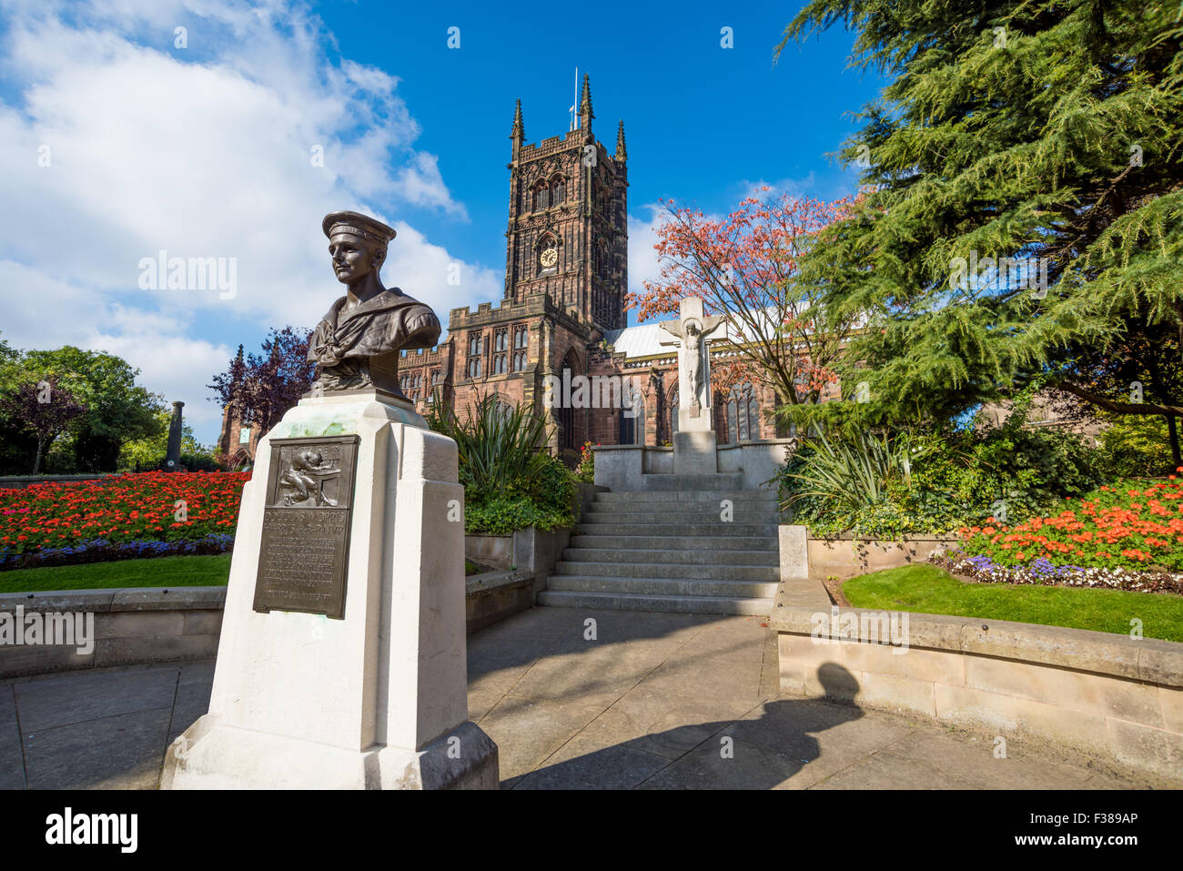 A statue of Douglas Morris Harris heroic WW1 radio operator from ...