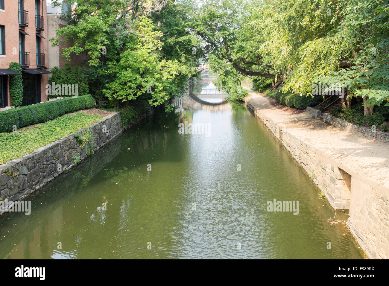 The Cleveland and Ohio canal running through Georgetown, Washington DC ...