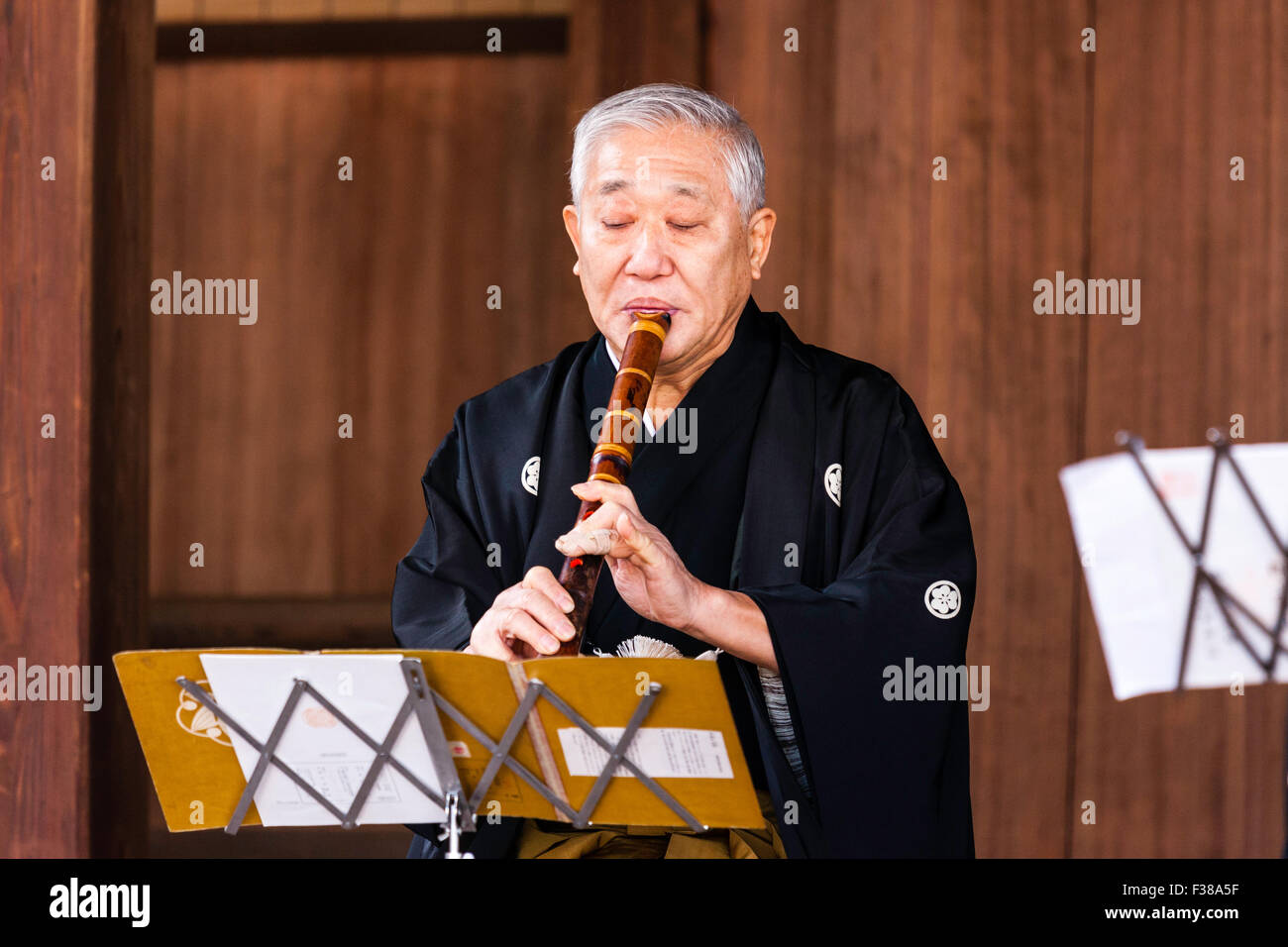 Yasaka shrine, Kyoto. Noh play. Japanese mature male Instrumentalist ...