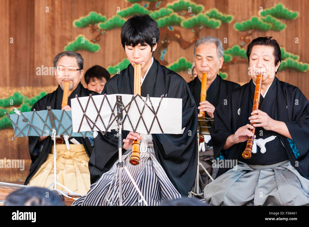 Kyoto, Yasaka Shinto shrine, Noh performance. Orchestra of five men ...