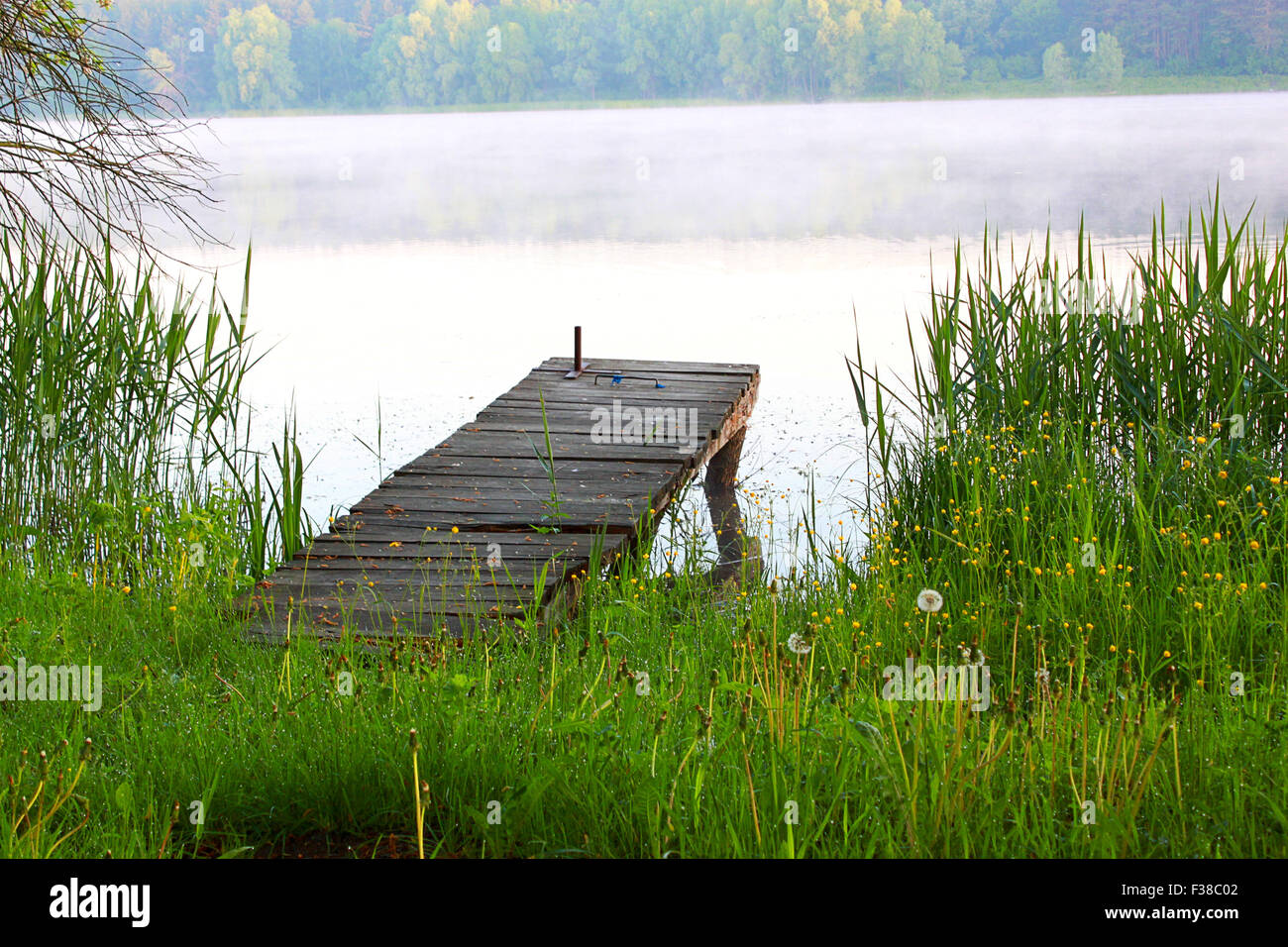 wooden dock on the river Stock Photo - Alamy