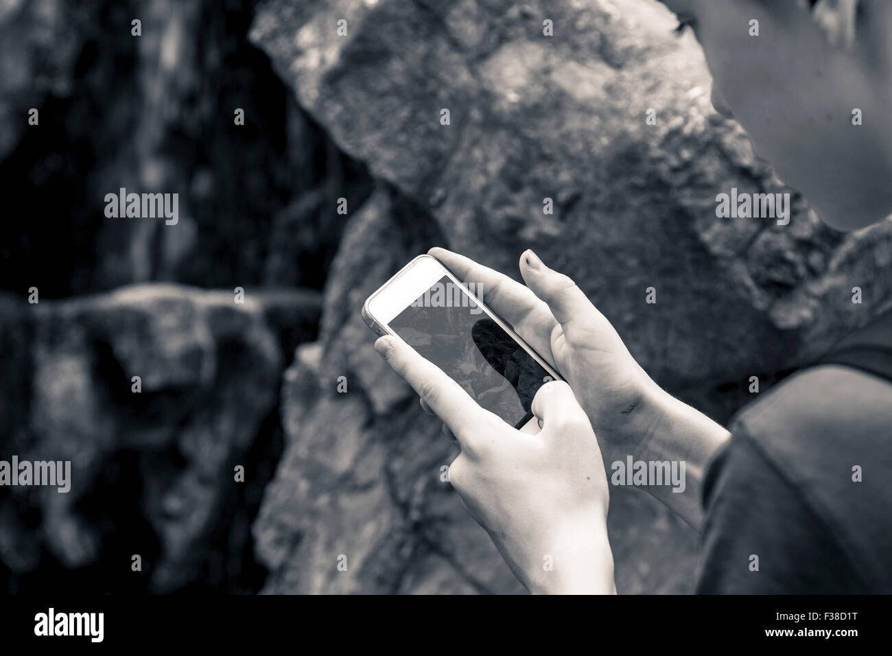 two hands holding a filming smart phone Stock Photo - Alamy