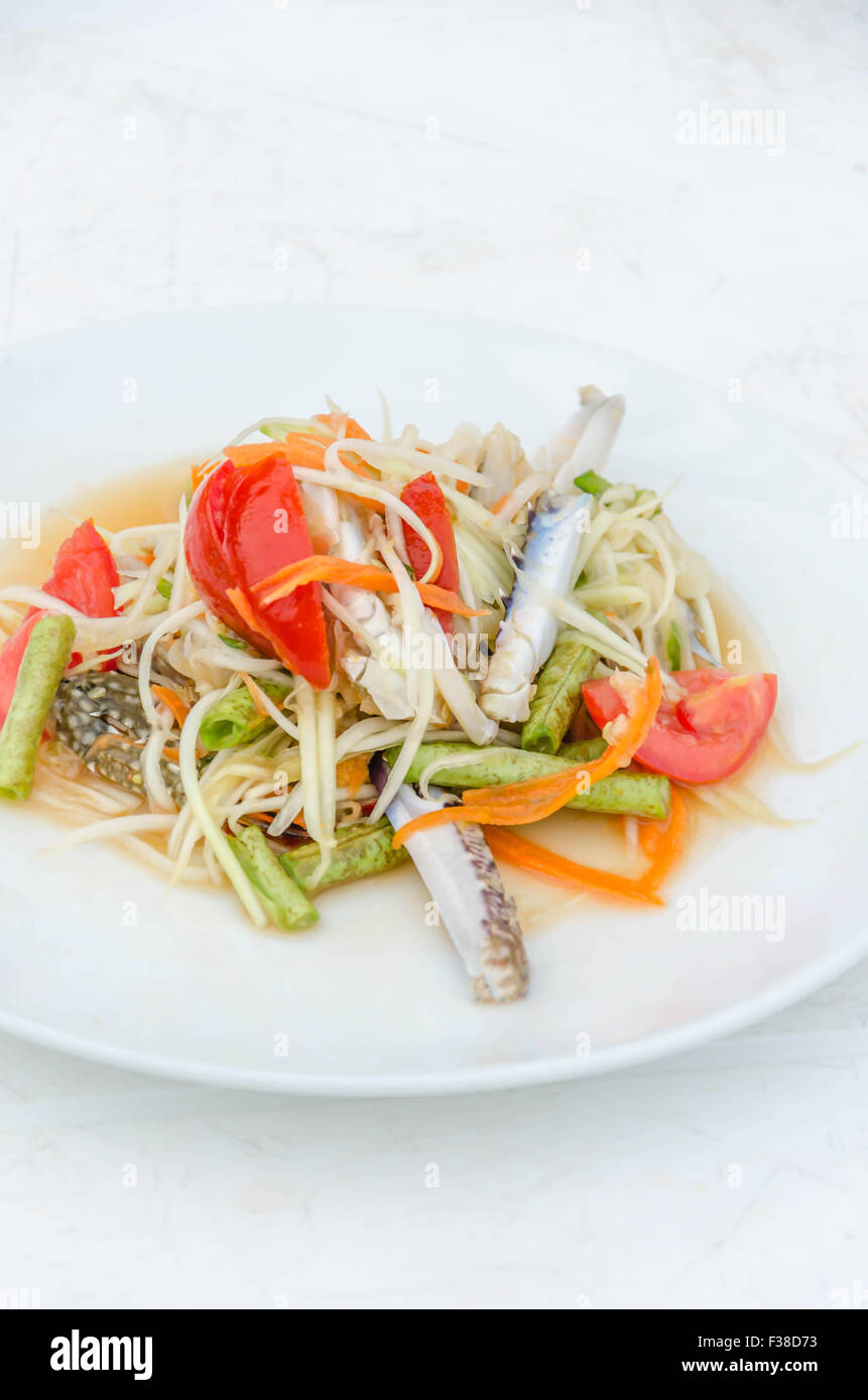 spicy papaya salad with blue crab, som tum poo ma Stock Photo - Alamy