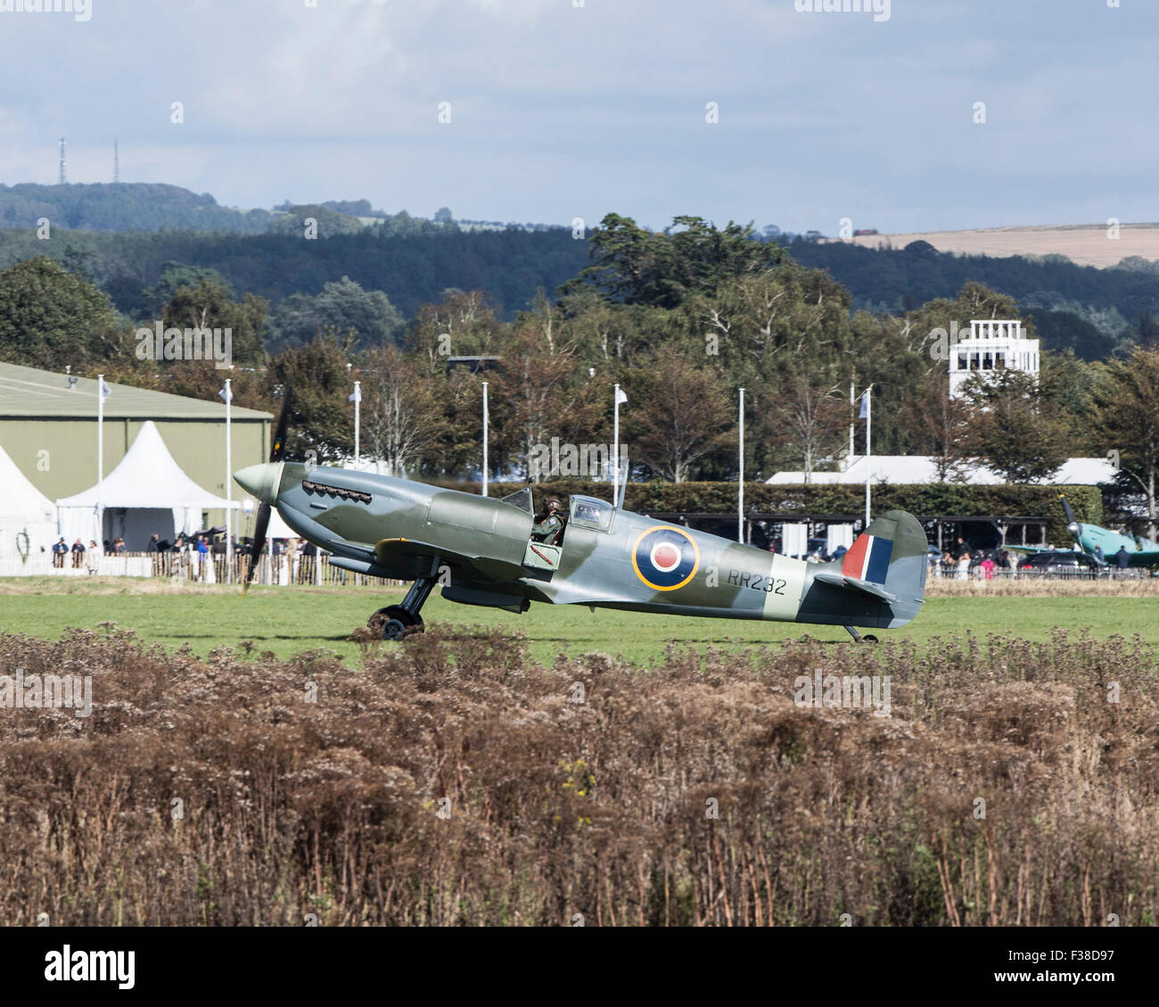 Supermarine Spitfire Mk 9c RR232 at the Battle of Britain 75th ...