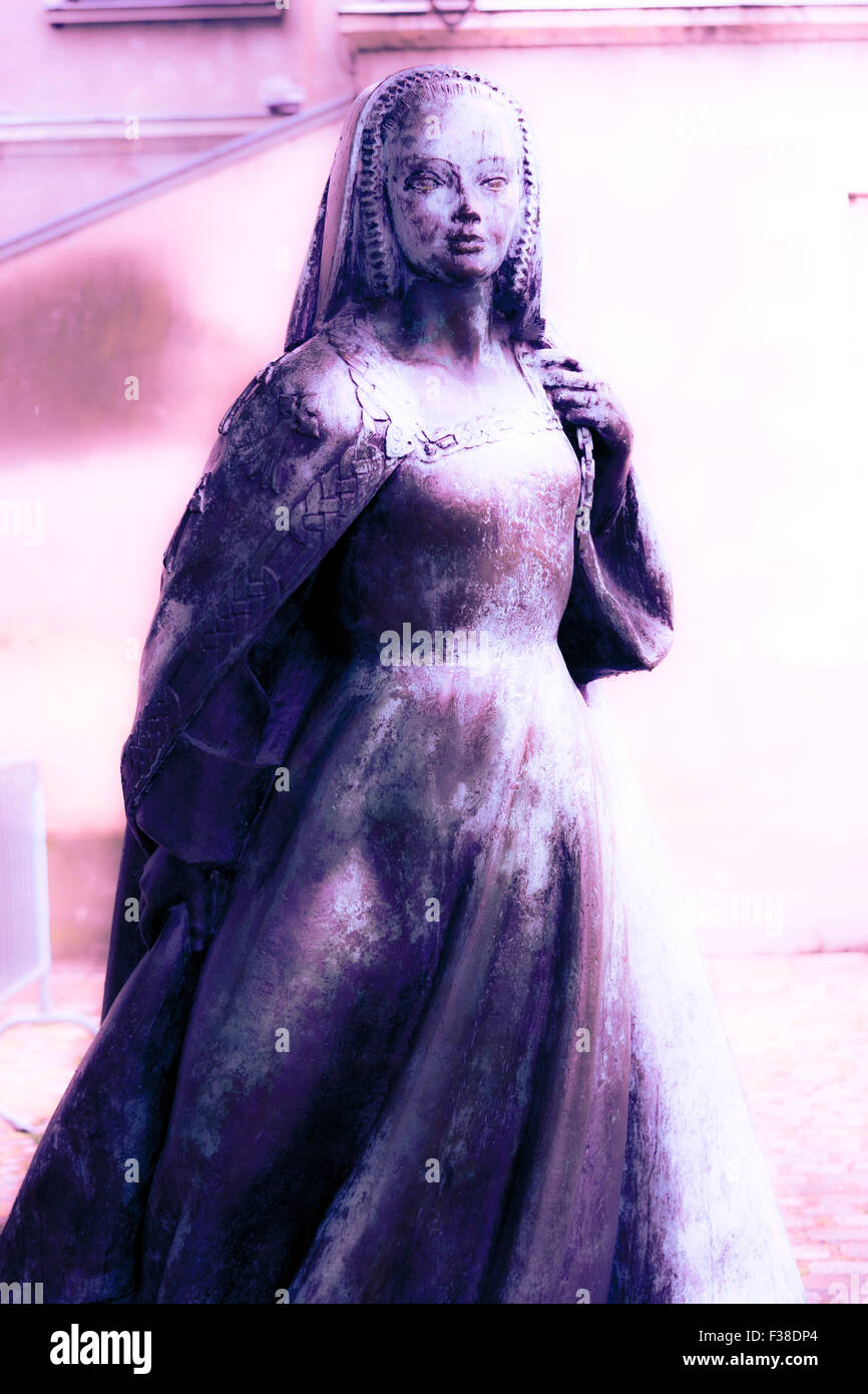 Statue plinth man hi-res stock photography and images - Alamy