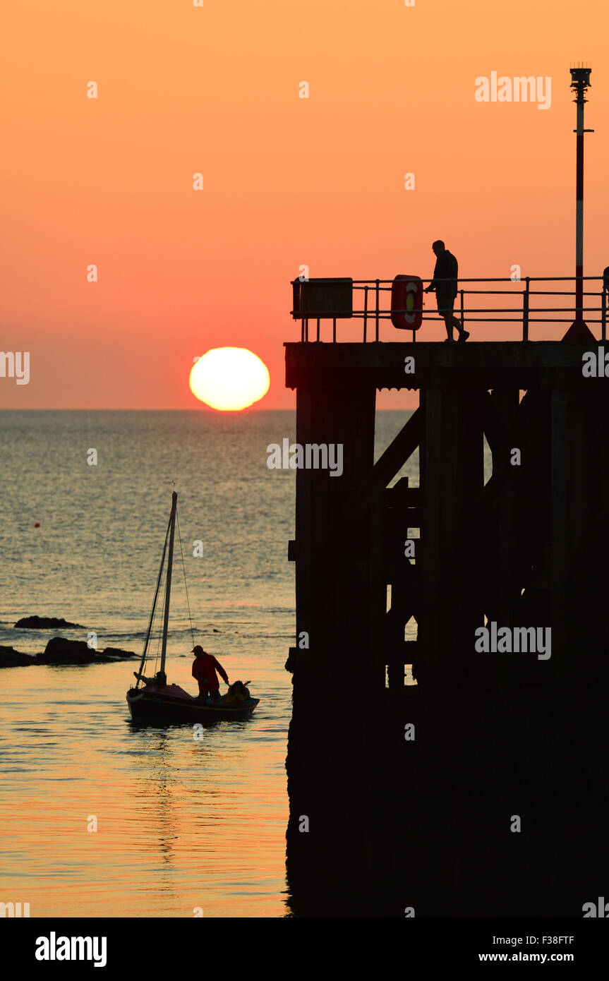 Aberystwyth Wales UK, Thursday 01 October 2015 UK Weather: The spell of ...