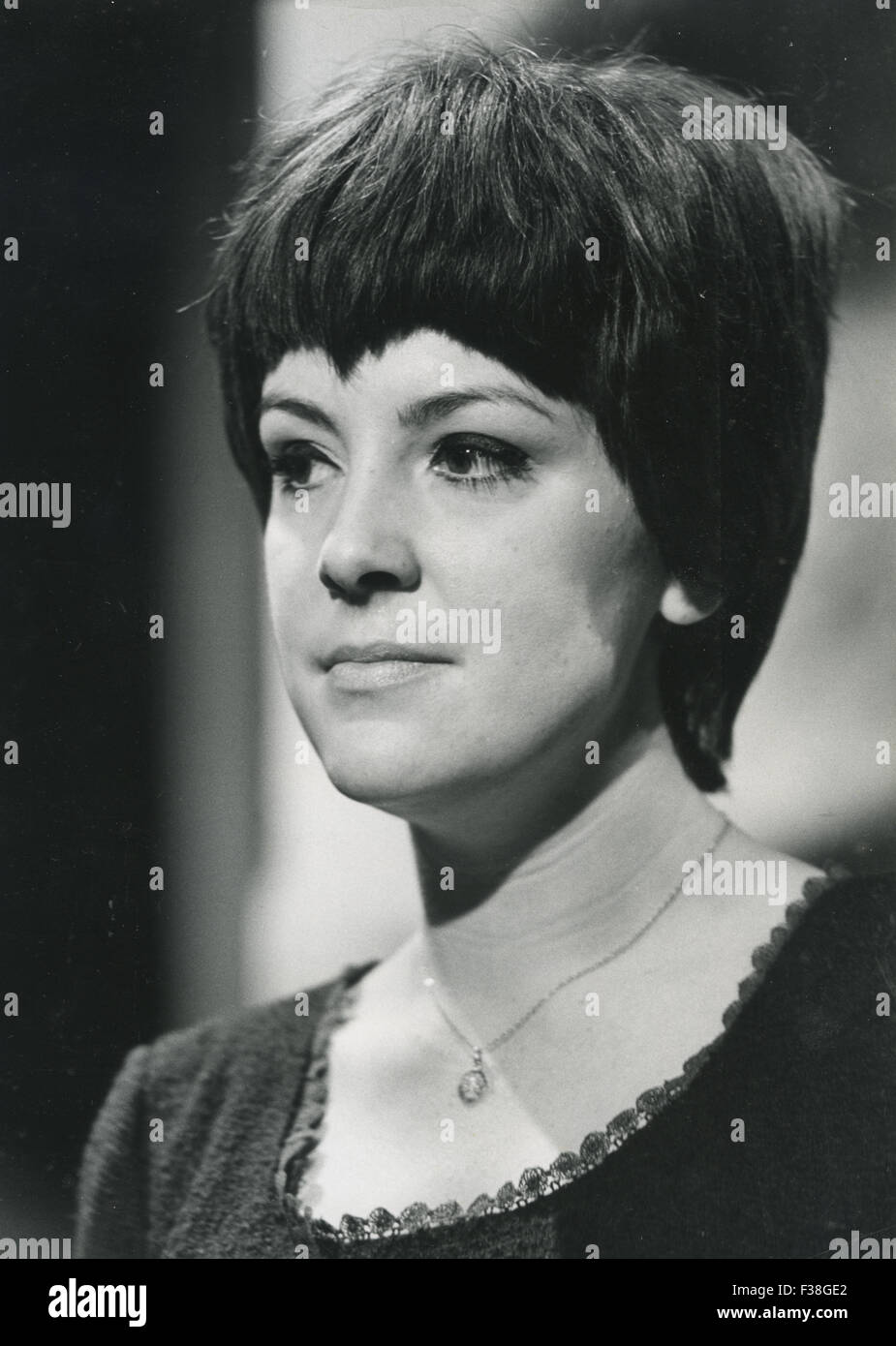 SAMANTHA JONES English pop singer in November 1964. Photo Tony Gale ...