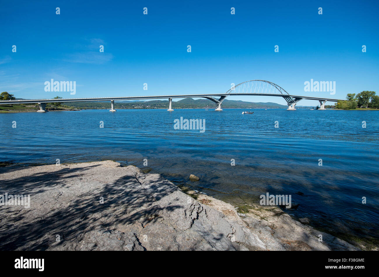 Crown Point Bridge Stock Photos & Crown Point Bridge Stock Images - Alamy