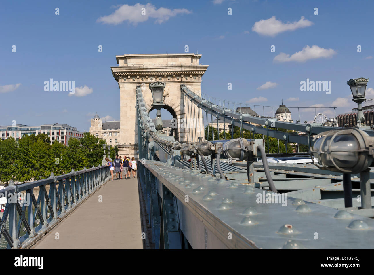 People crossing the Chain bridge in Budapest, Hungary Stock Photo - Alamy