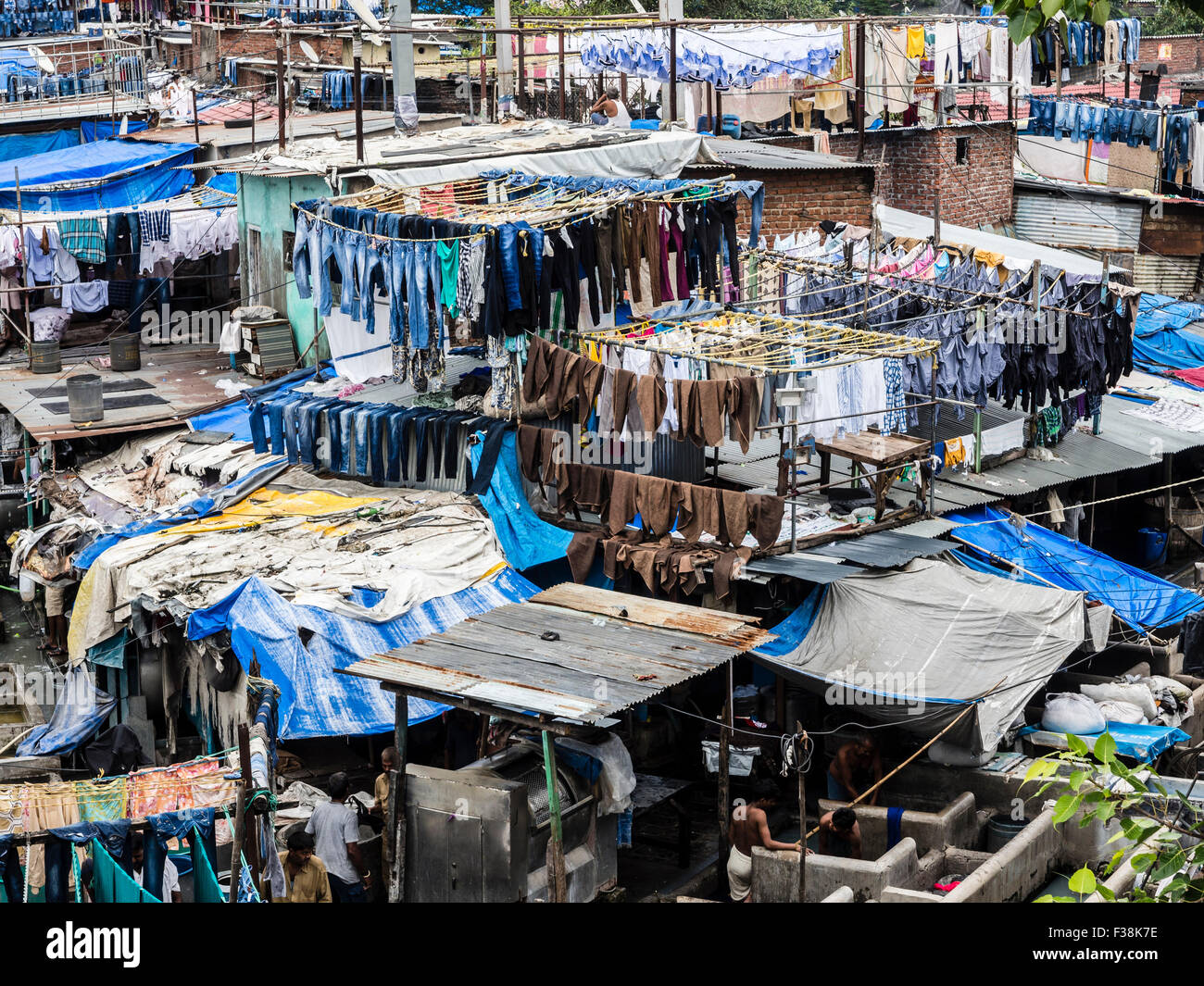 Dhobi Ghat, the world's largest outdoor laundry, clothes drying outside ...