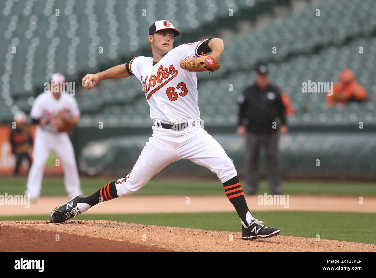 Baltimore, Maryland, USA. 1st October, 2015. Baltimore Orioles pitcher ...