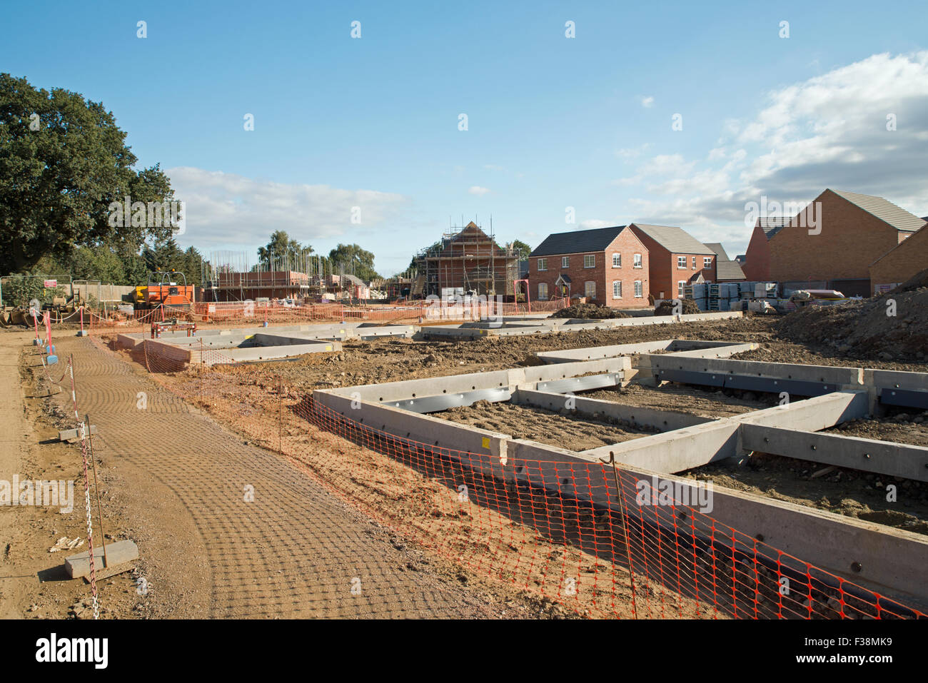 New house construction site uk hi-res stock photography and images - Alamy
