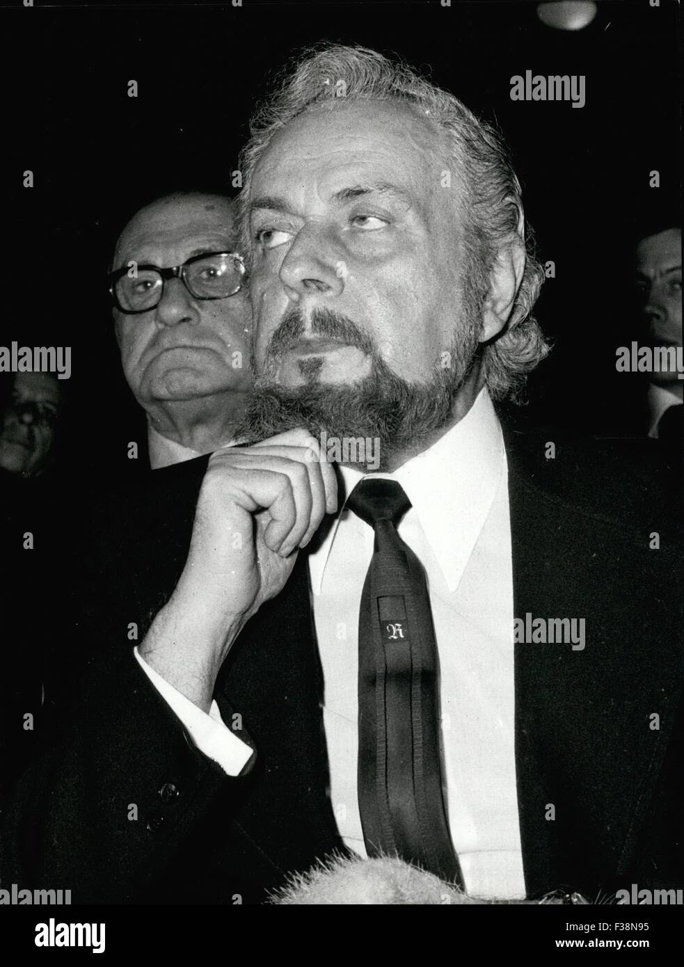 Yiannis ritsos hi-res stock photography and images - Alamy