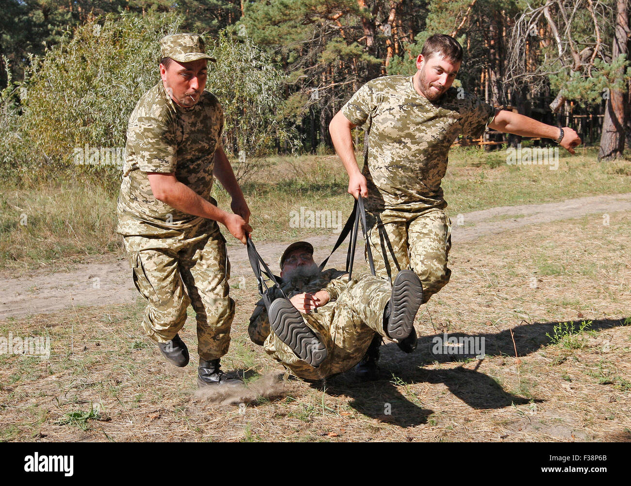 Priests of the Ukrainian Orthodox Church of Kiev Patriarchate wearing ...