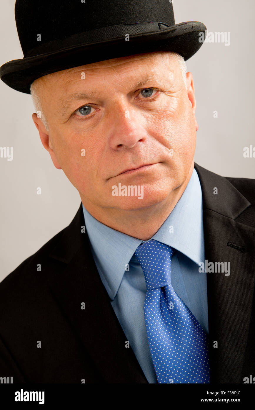 Business man bowler hat hi-res stock photography and images - Alamy