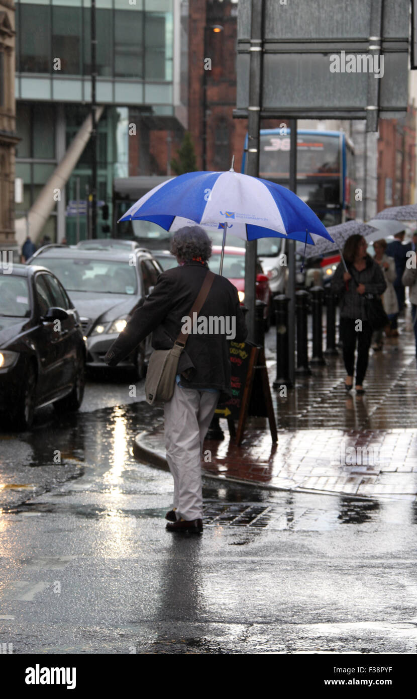 Manchester rain city hi-res stock photography and images - Alamy