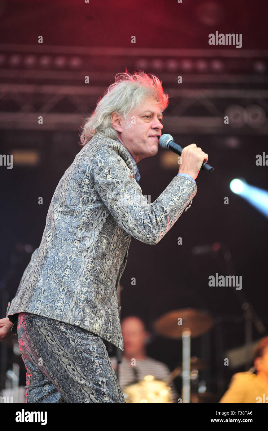 CarFest North 2015 at Oulton Park - Day 1 - Performances Featuring: Sir ...