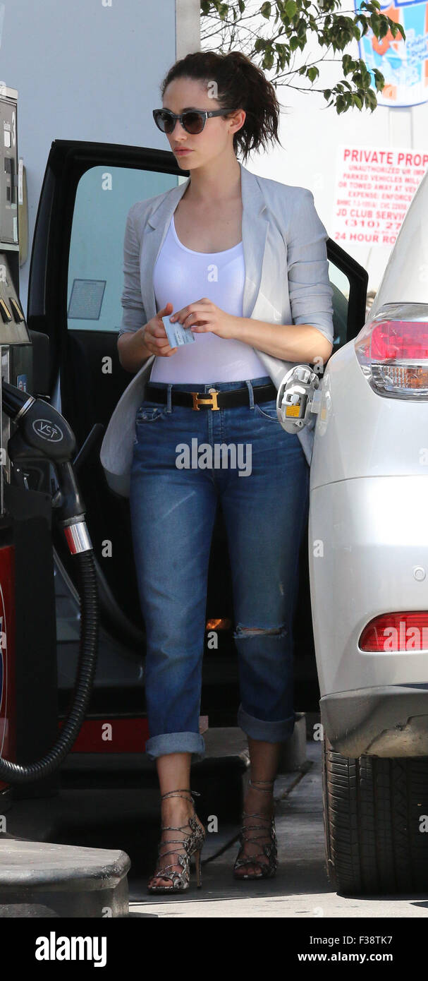 Emmy Rossum spotted pumping gas and running errands in Beverly Hills ...