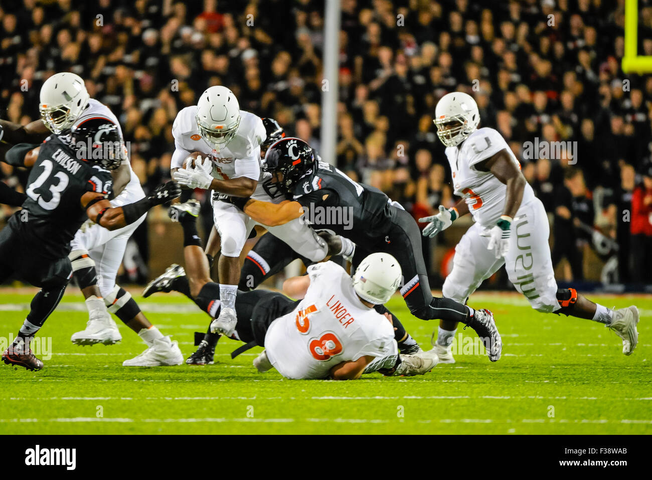 Cincinnati, OH., USA. 1st October, 2015. Linebacker Bryce Jenkinson (45 ...