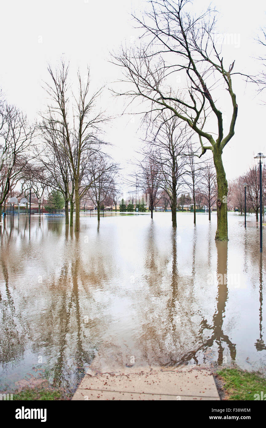 Underwater disaster hi-res stock photography and images - Alamy