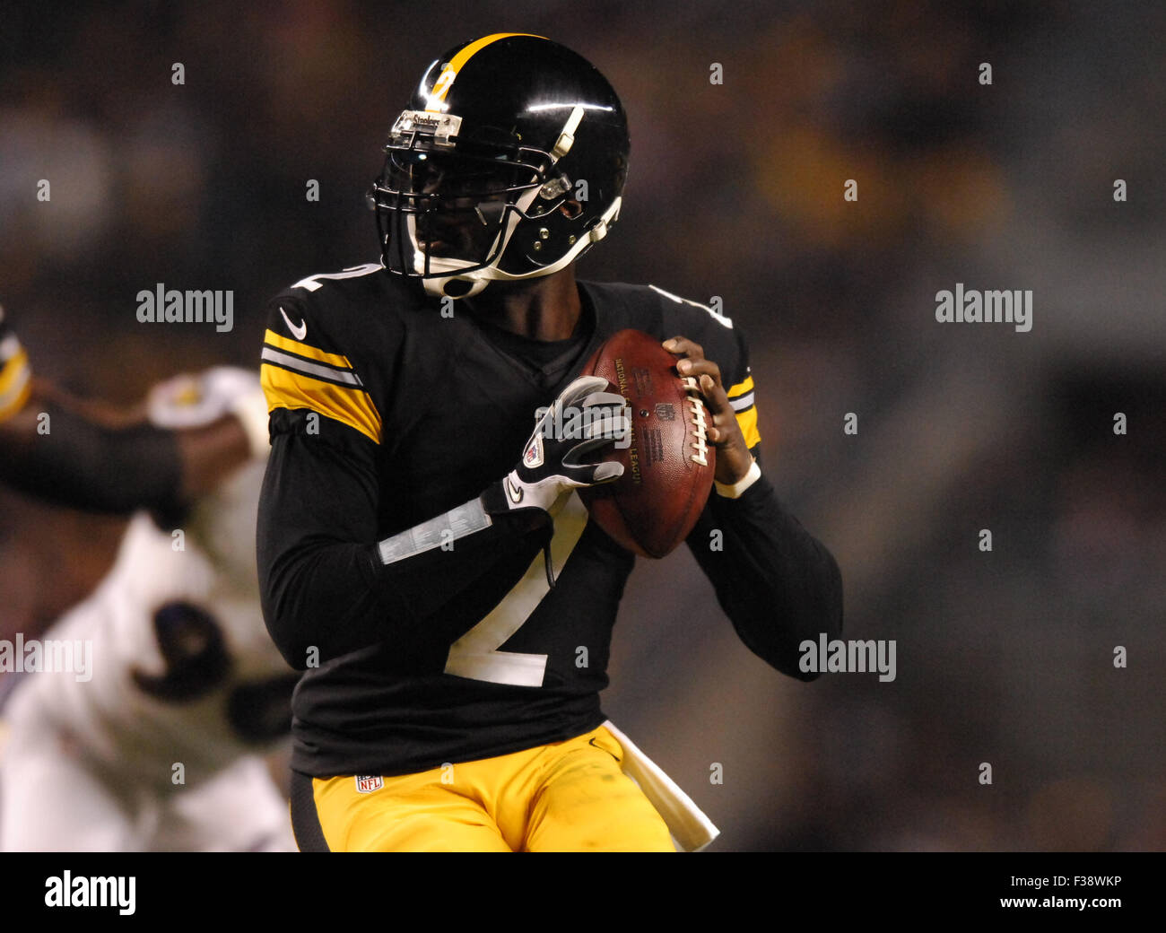 Pittsburgh, PA., USA. 1st October, 2015. Mike Vick #7 during the ...