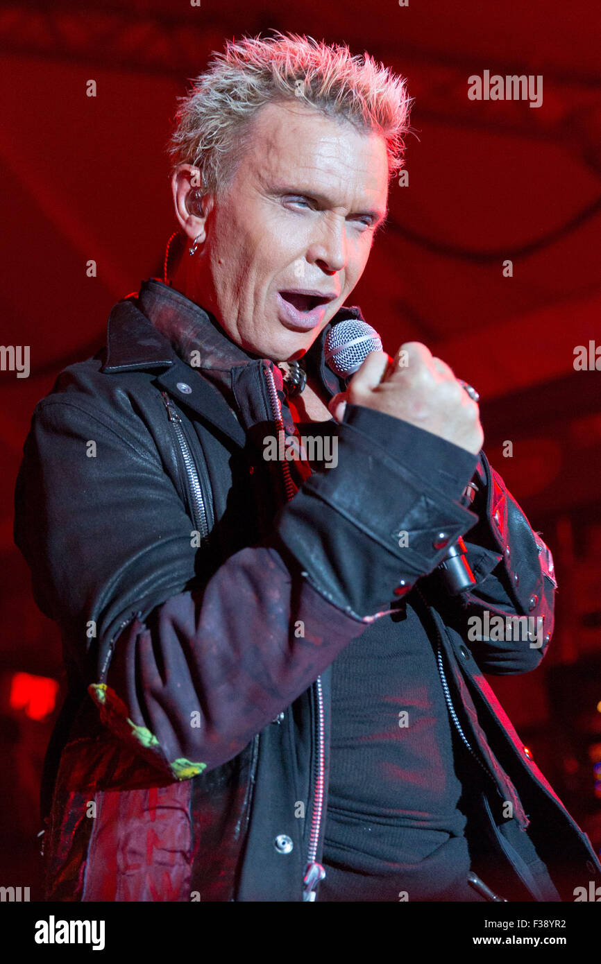 Austin, Texas, USA. 1st Oct, 2015. Singer BILLY IDOL performs live ...