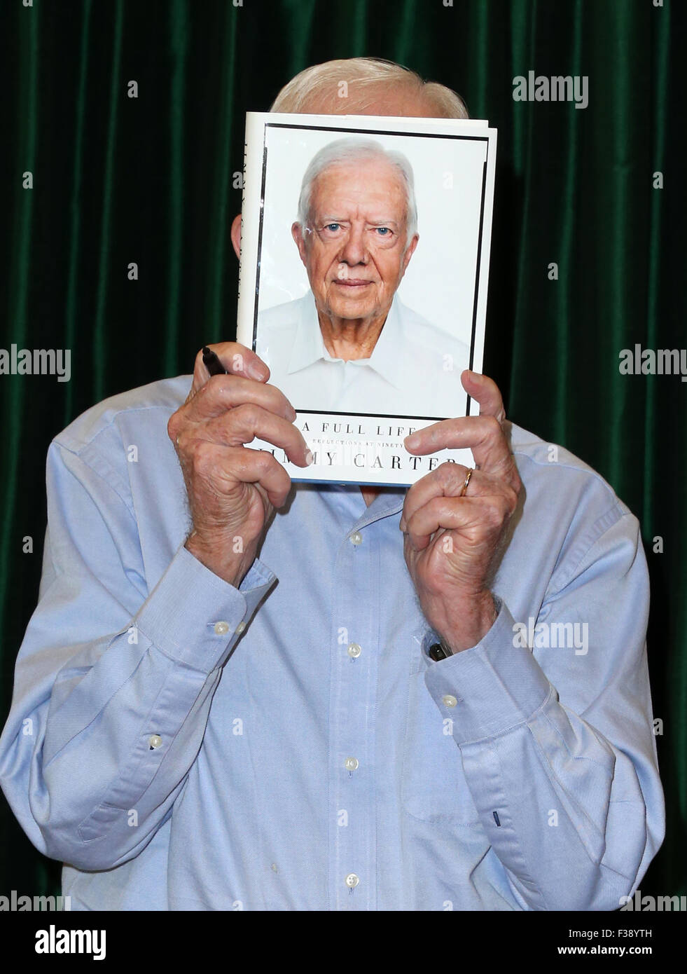Jimmy Carter 'A Full Life: Reflections At Ninety' book signing ...