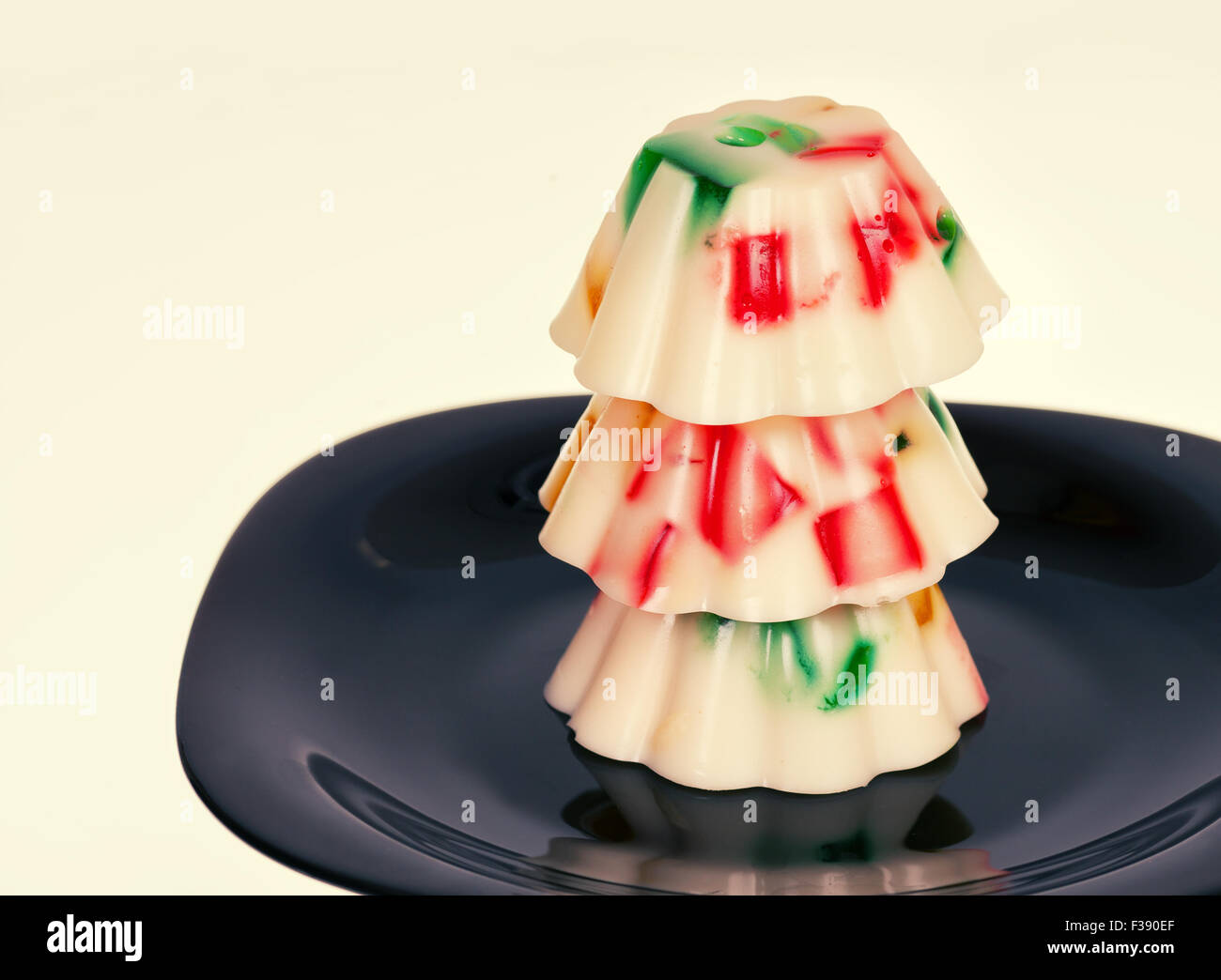 Food pyramid plate hi-res stock photography and images - Alamy
