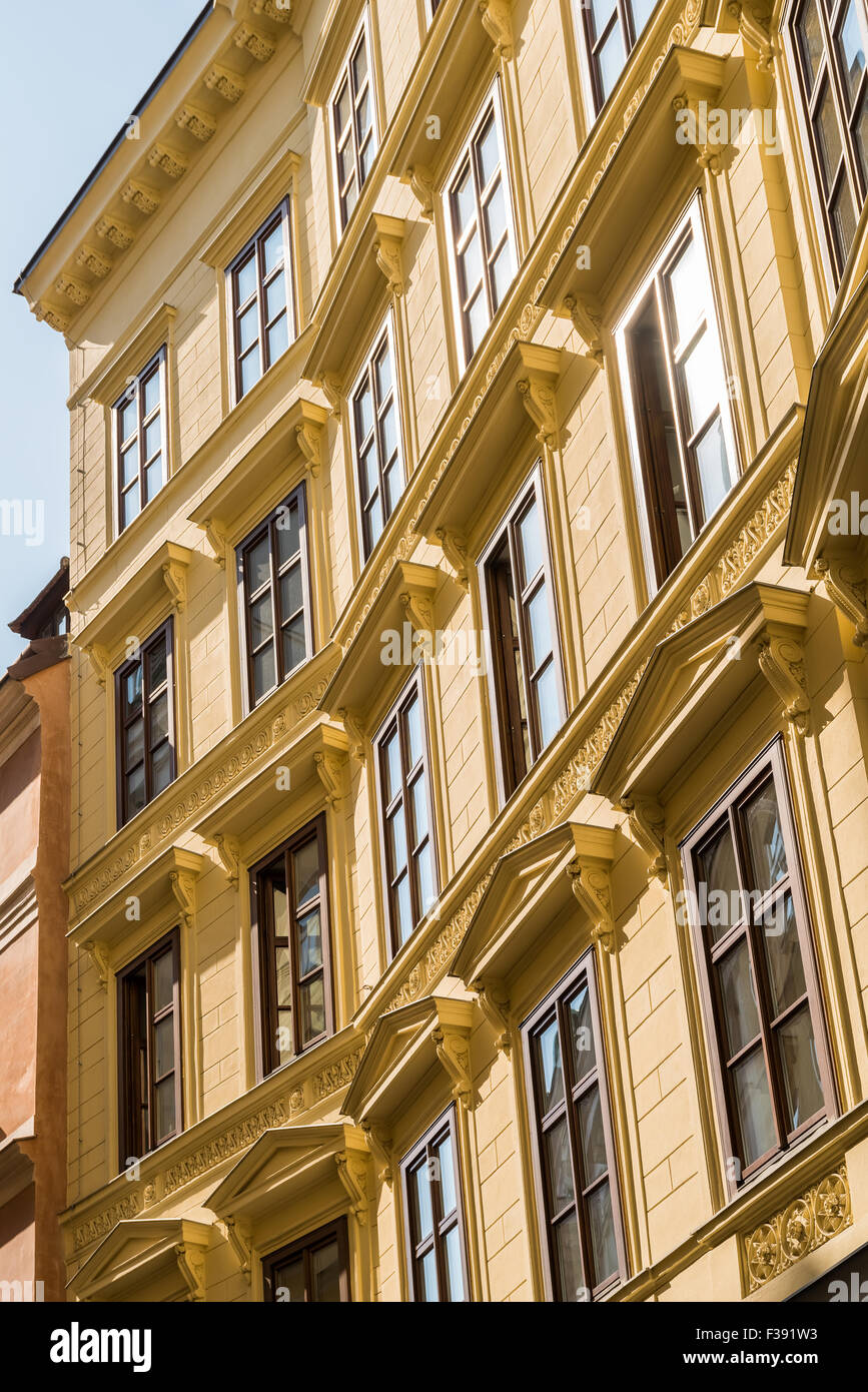 Vintage_architecture hi-res stock photography and images - Alamy