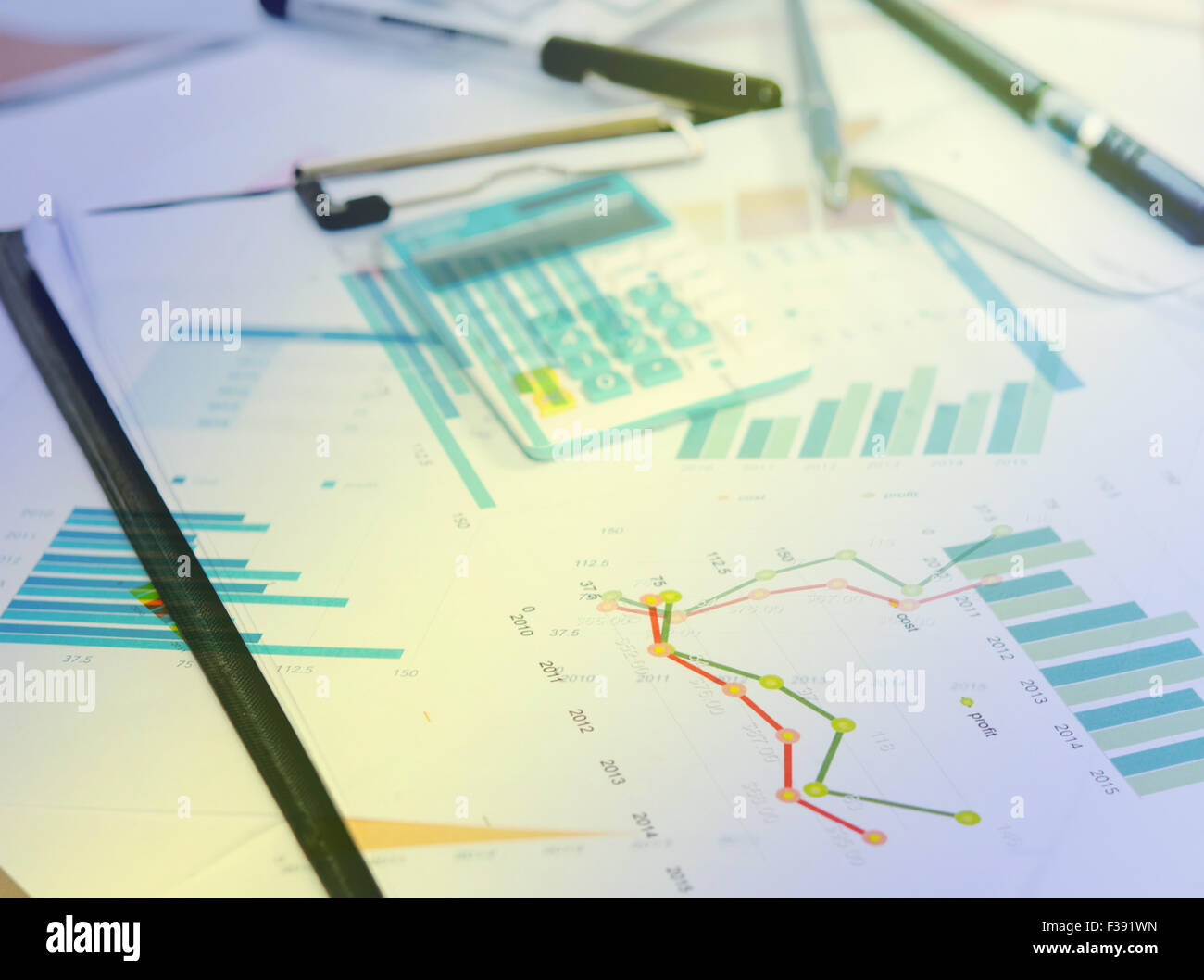 analyzing report, business performance concept Stock Photo - Alamy