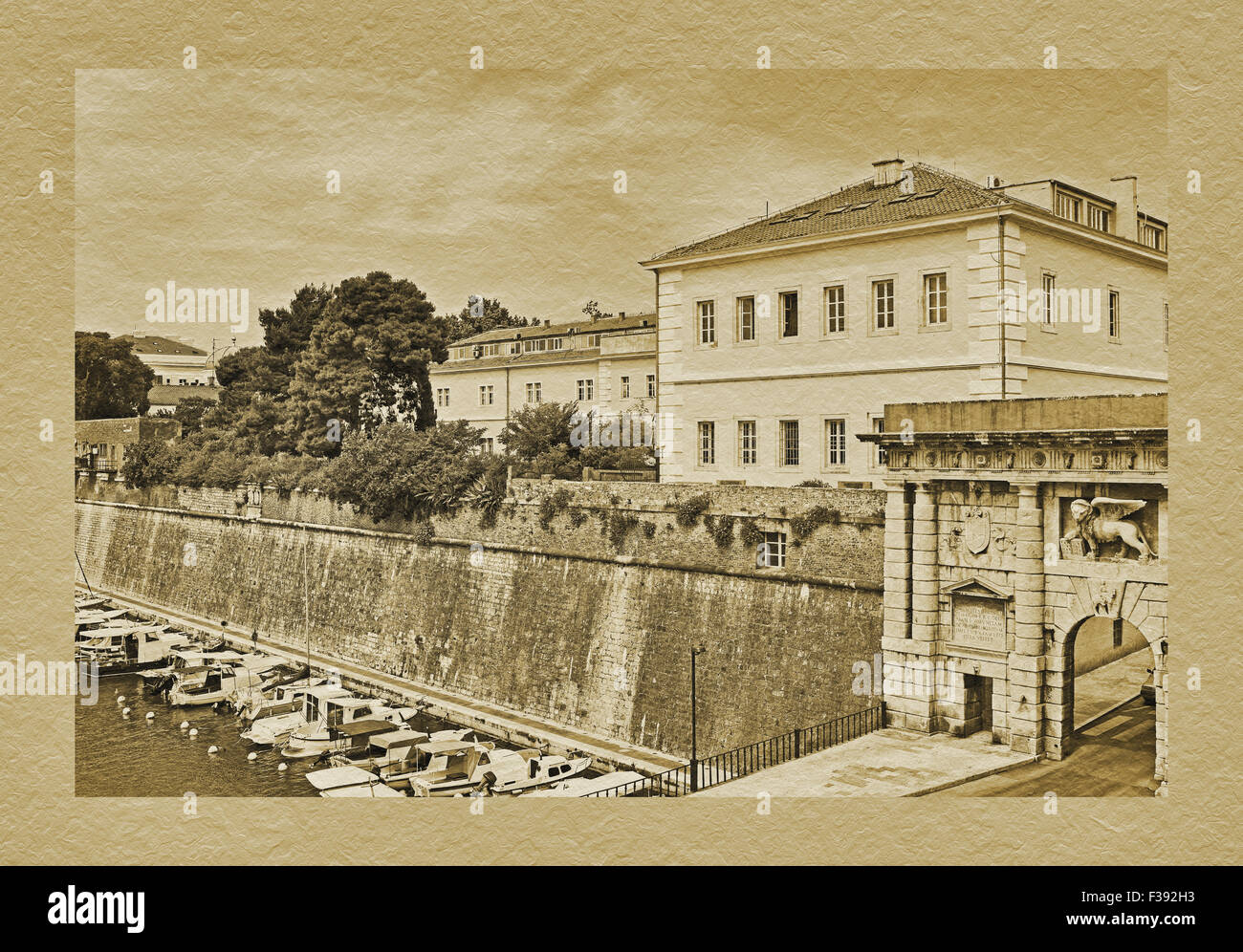 City Fortification with Land Gate overlooking the small harbor Fosa ...