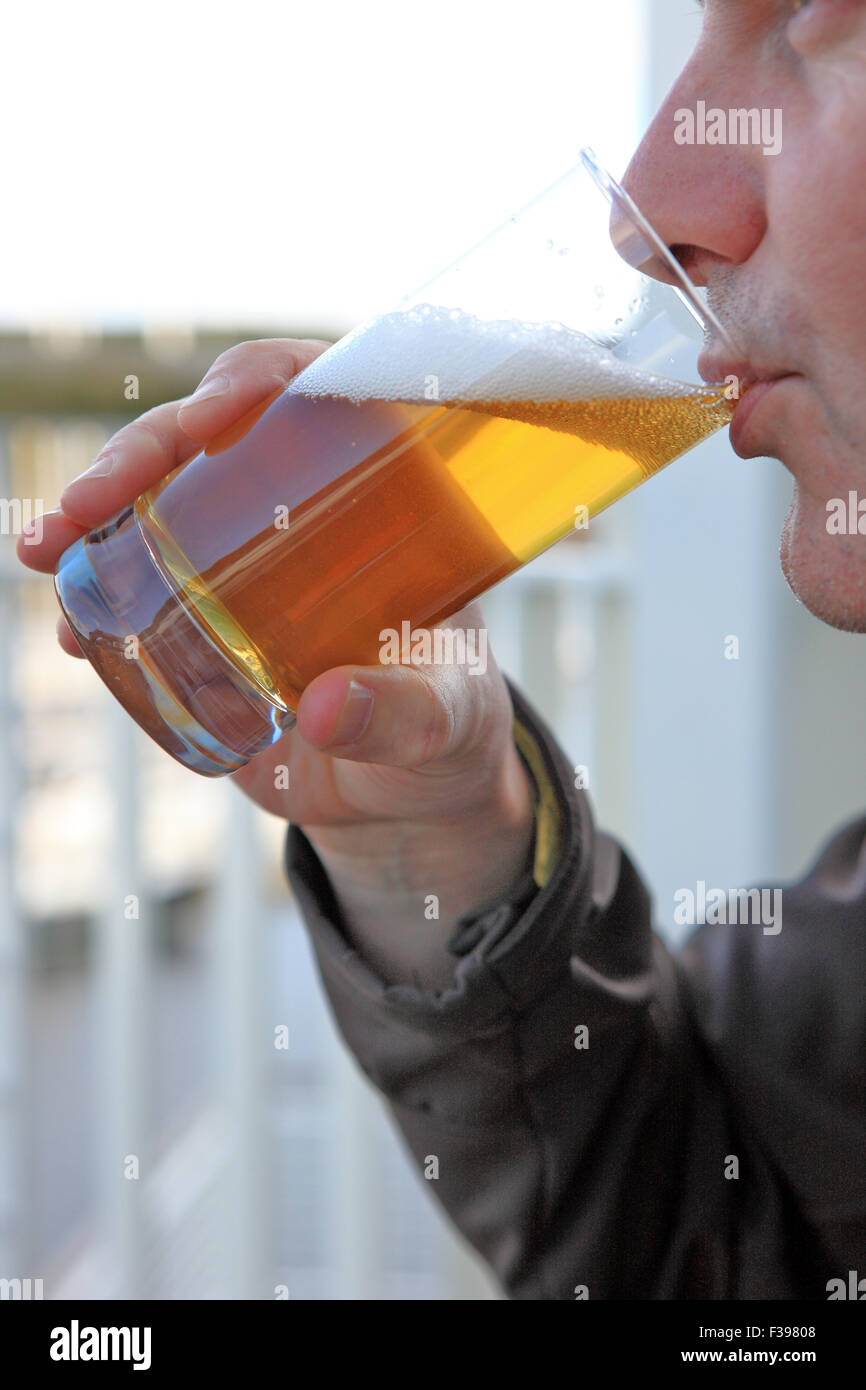 Beer drinking man hi-res stock photography and images - Alamy
