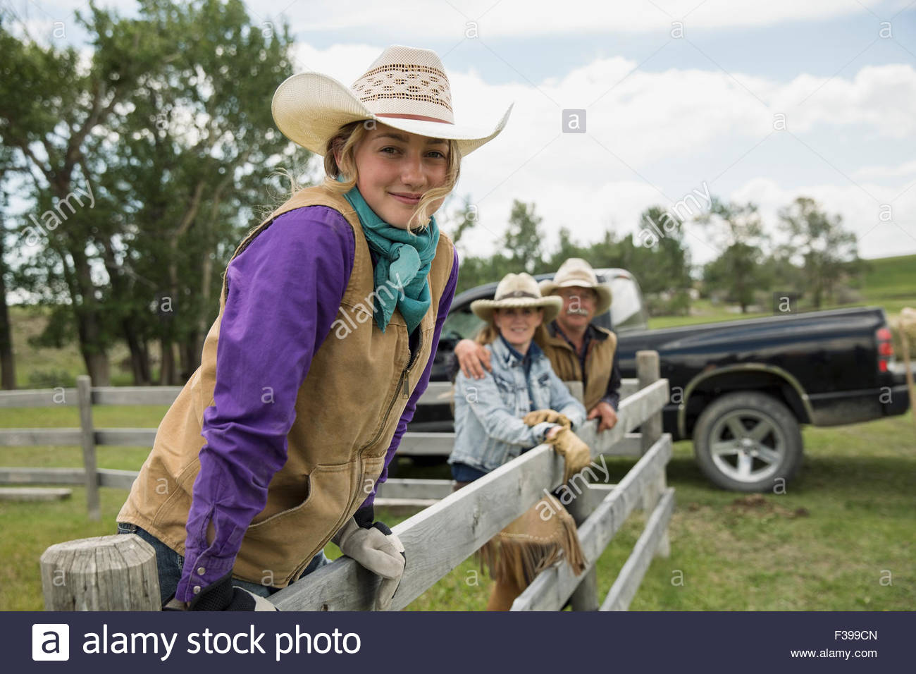Family rural hi-res stock photography and images - Alamy