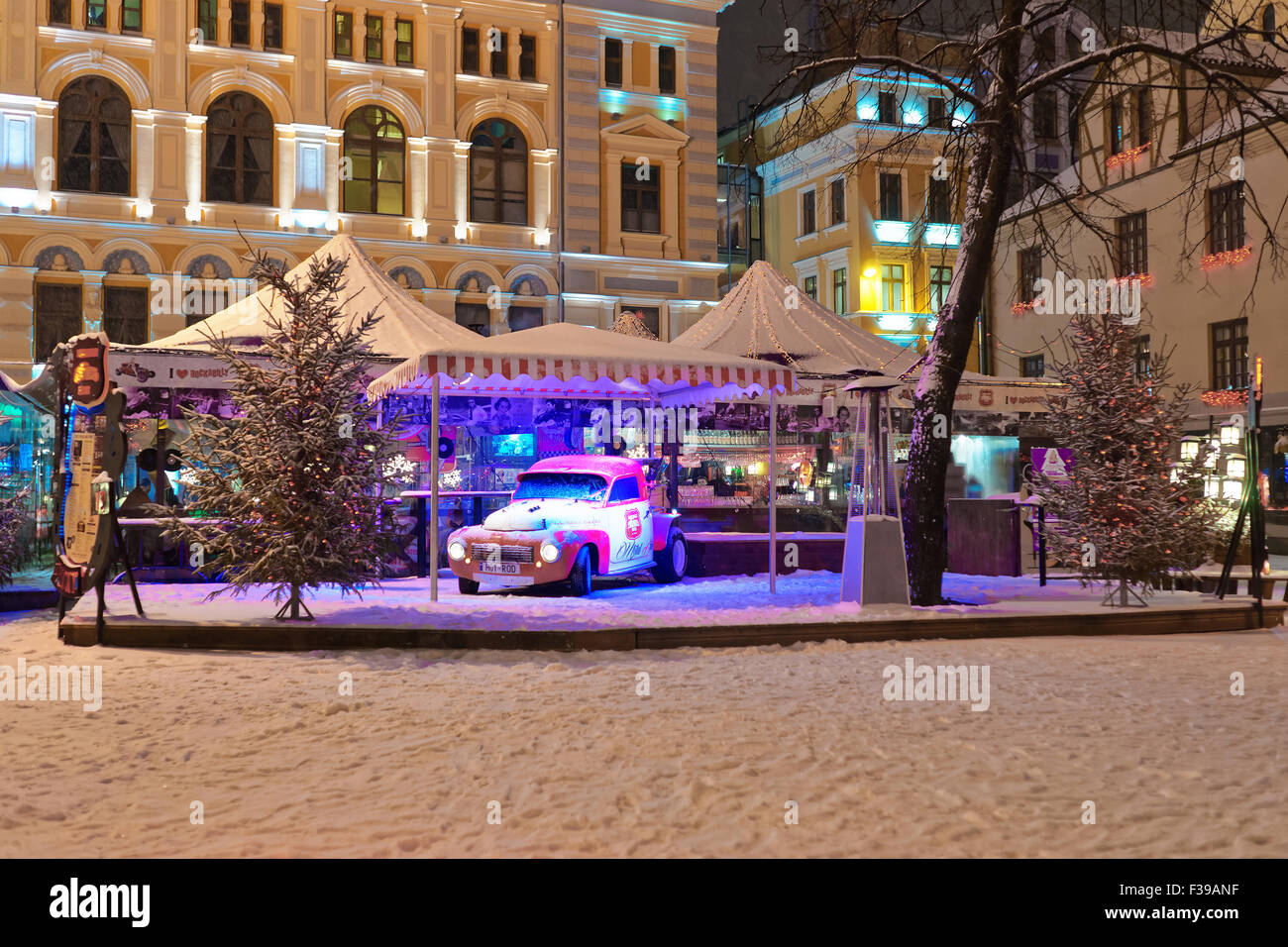 RIGA, LATVIA - DECEMBER 28, 2014: Cozy Christmas mood at the Old Town ...