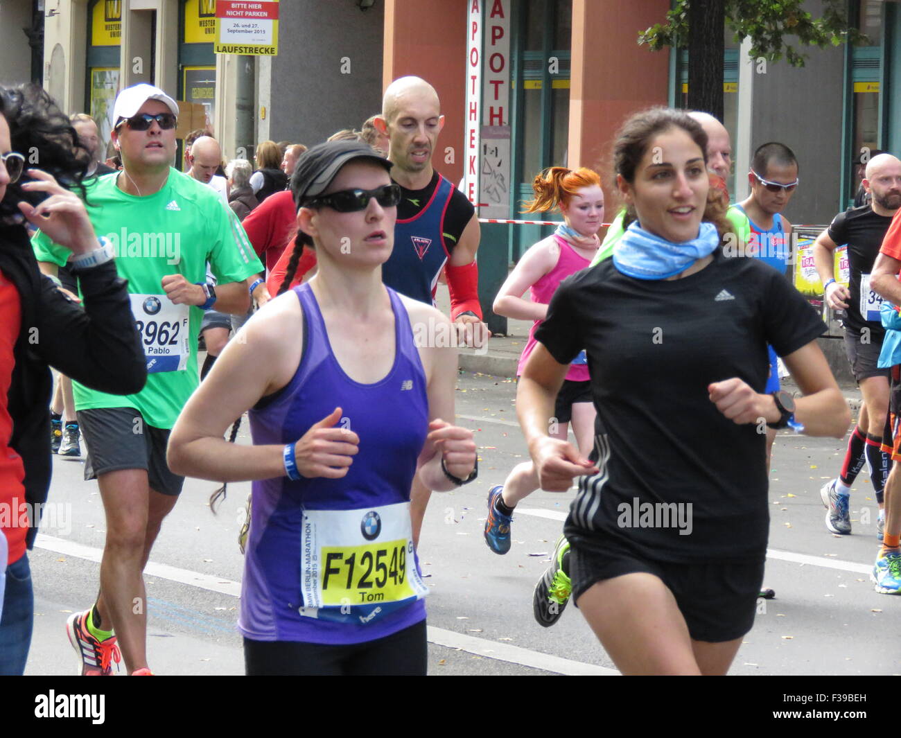 BMW Berlin Marathon 2015 athletes running Stock Photo - Alamy