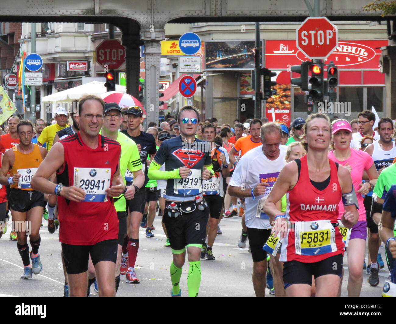 BMW Berlin Marathon 2015 athletes running Stock Photo - Alamy