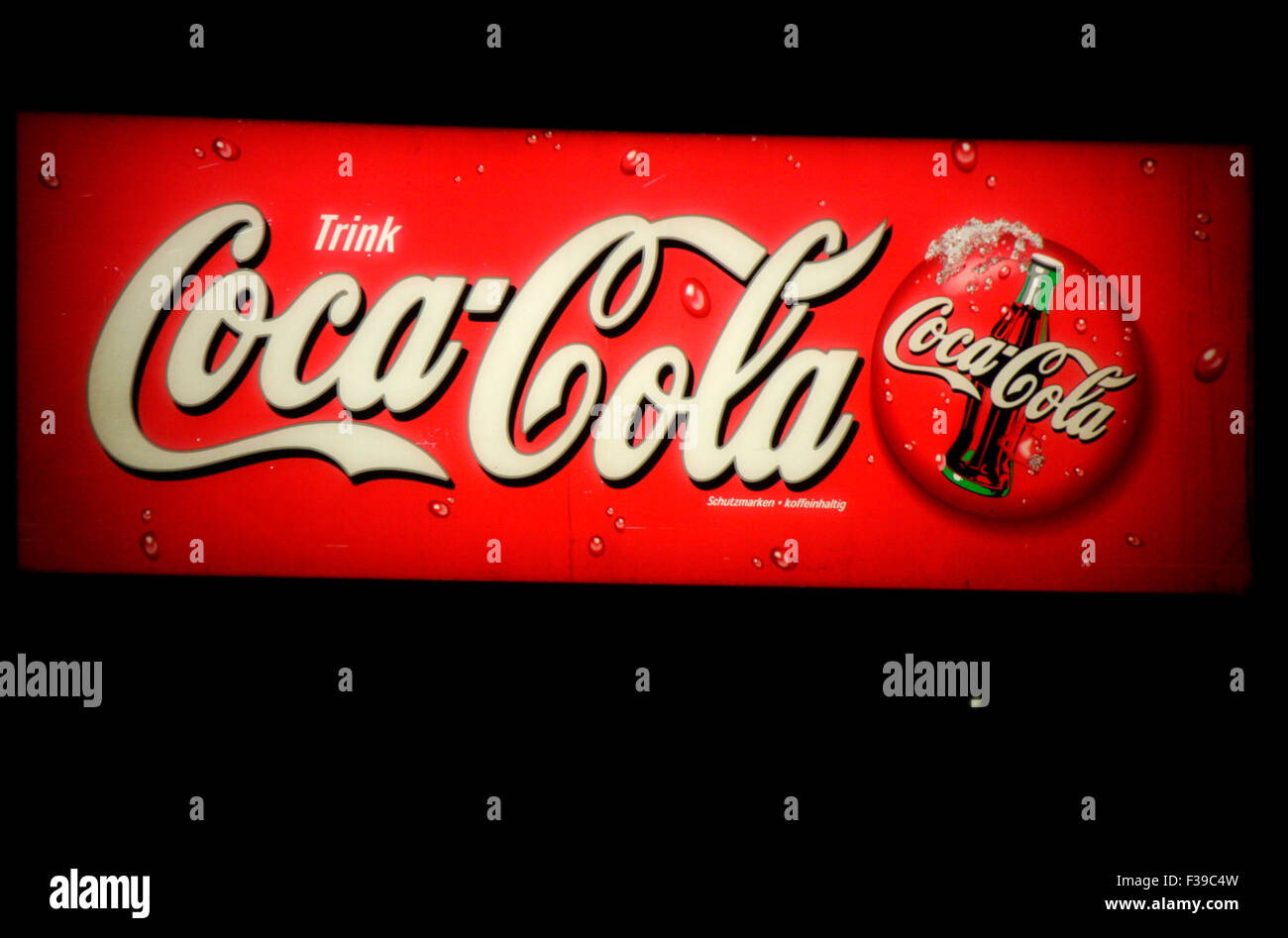 Markenname: "Coca Cola", Berlin Stock Photo - Alamy