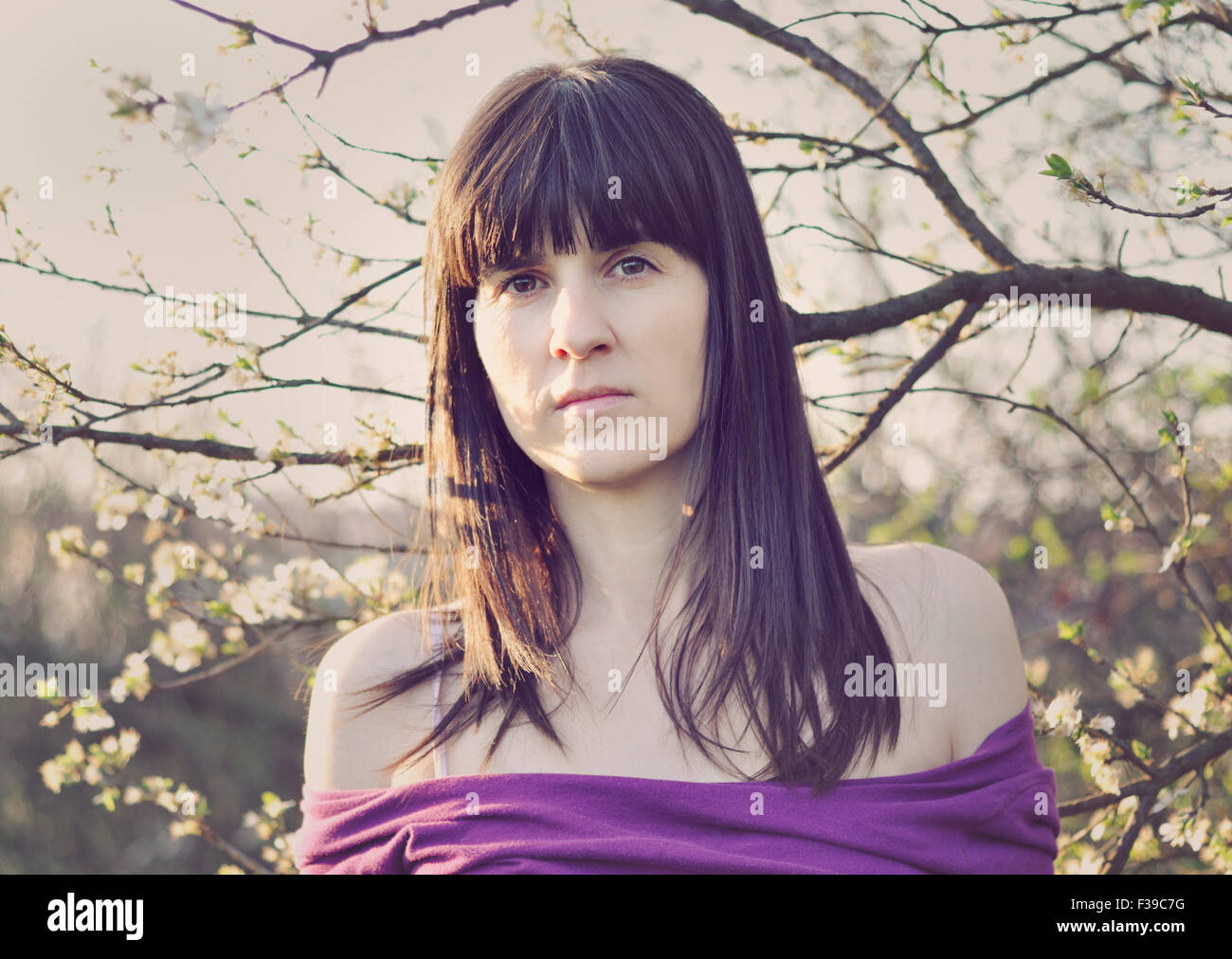 Portrait of mid adult woman Stock Photo - Alamy