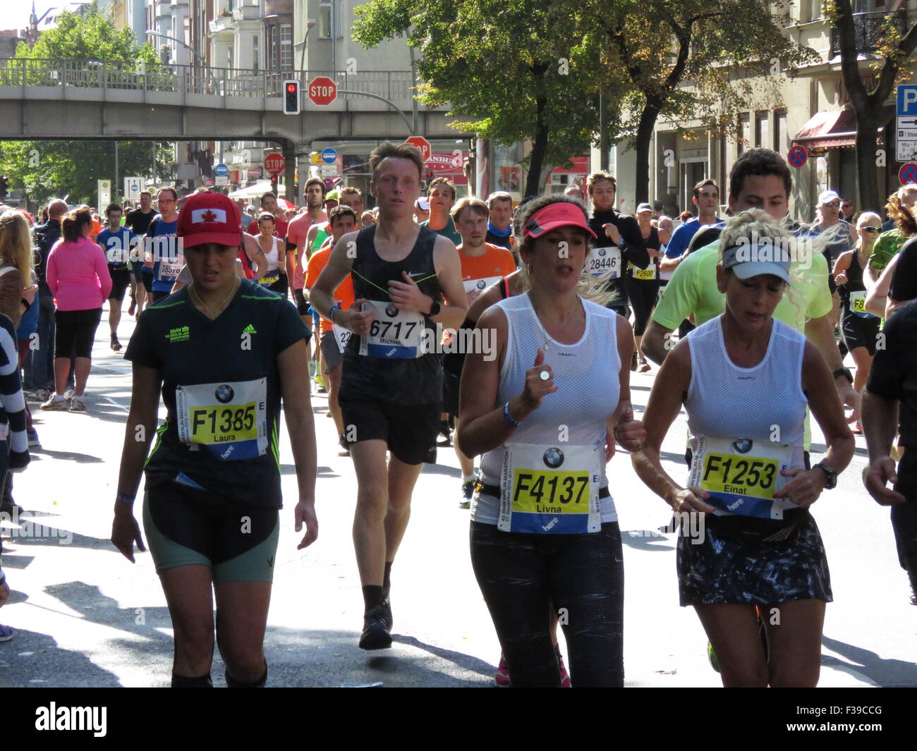 Cheering crowds line route hi-res stock photography and images - Alamy