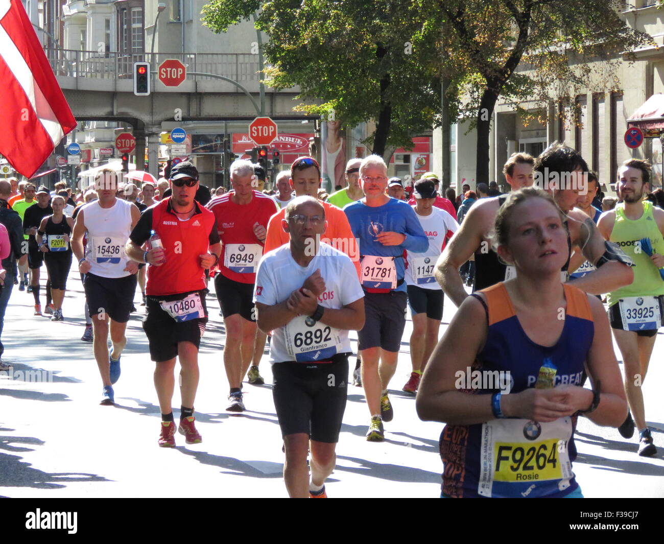 BMW Berlin Marathon 2015 athletes running Stock Photo - Alamy