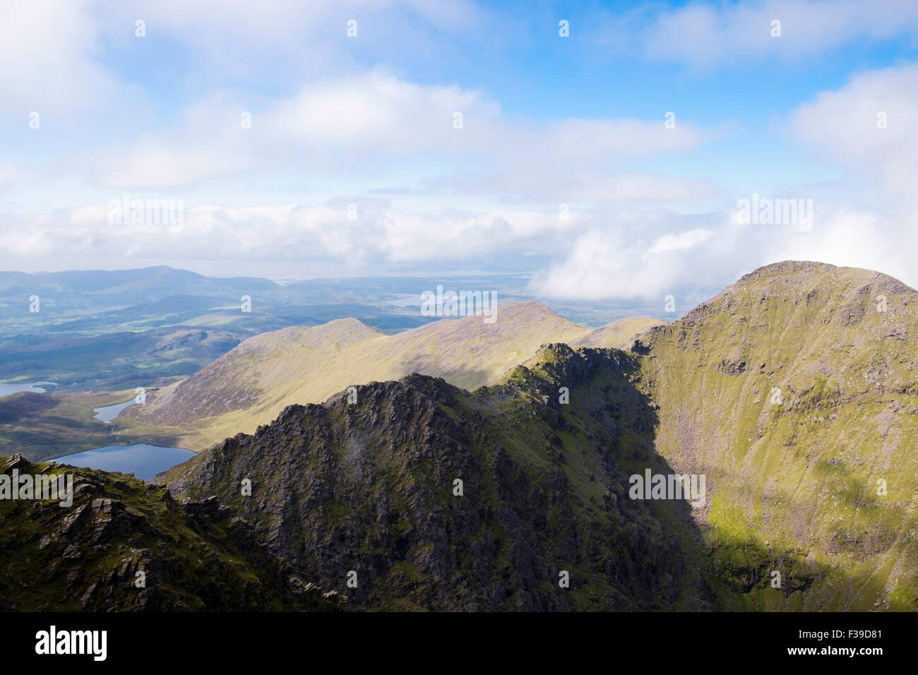 Looking at Beenkeragh and rocky ridge from Carrauntoohil in ...