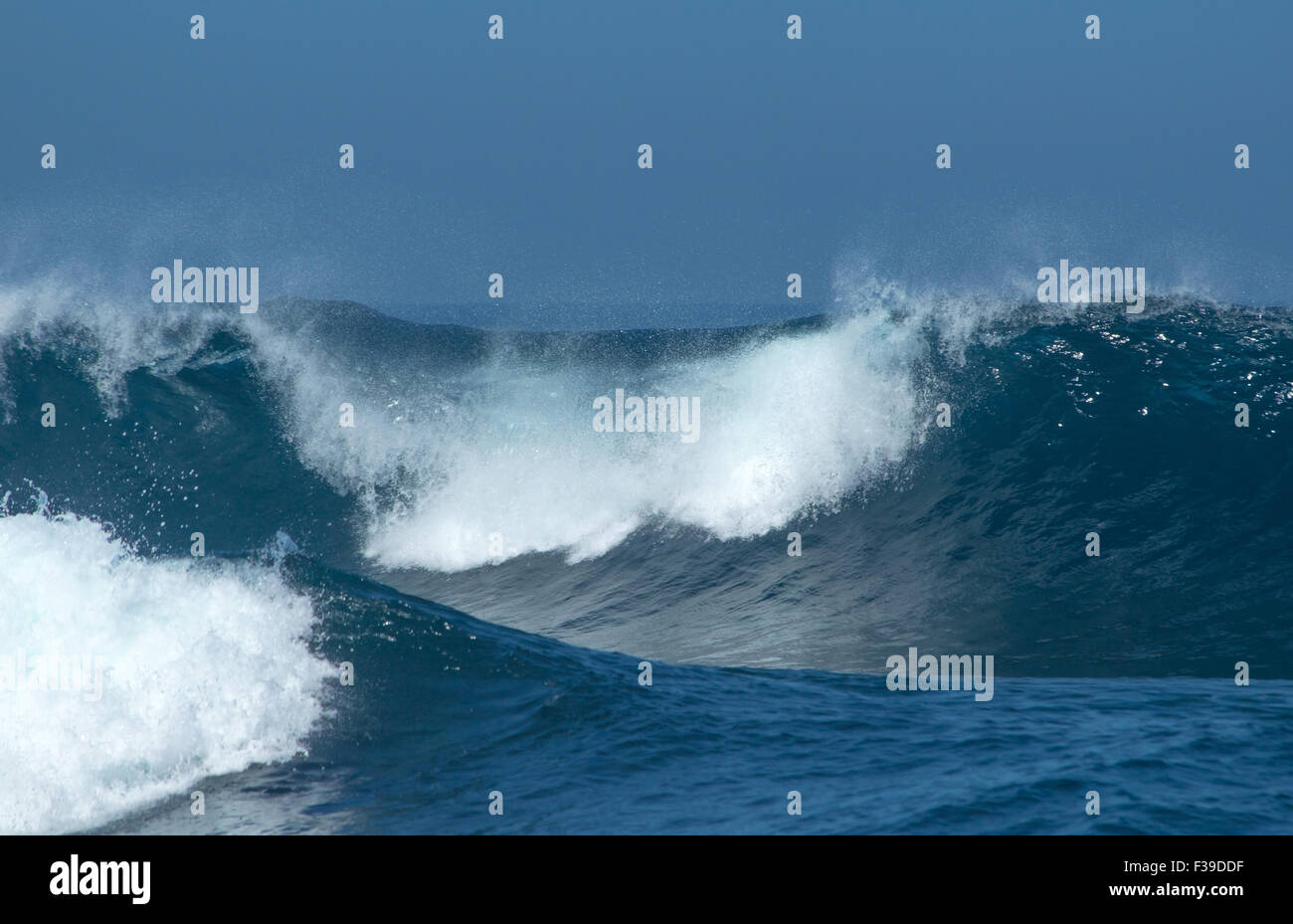 powerful ocean waves breaking natural water background Stock Photo - Alamy