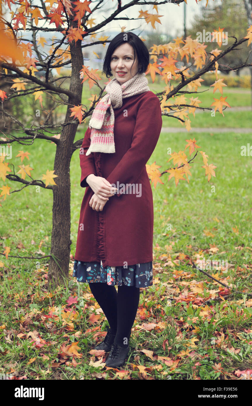 Full length portrait female hi-res stock photography and images - Alamy