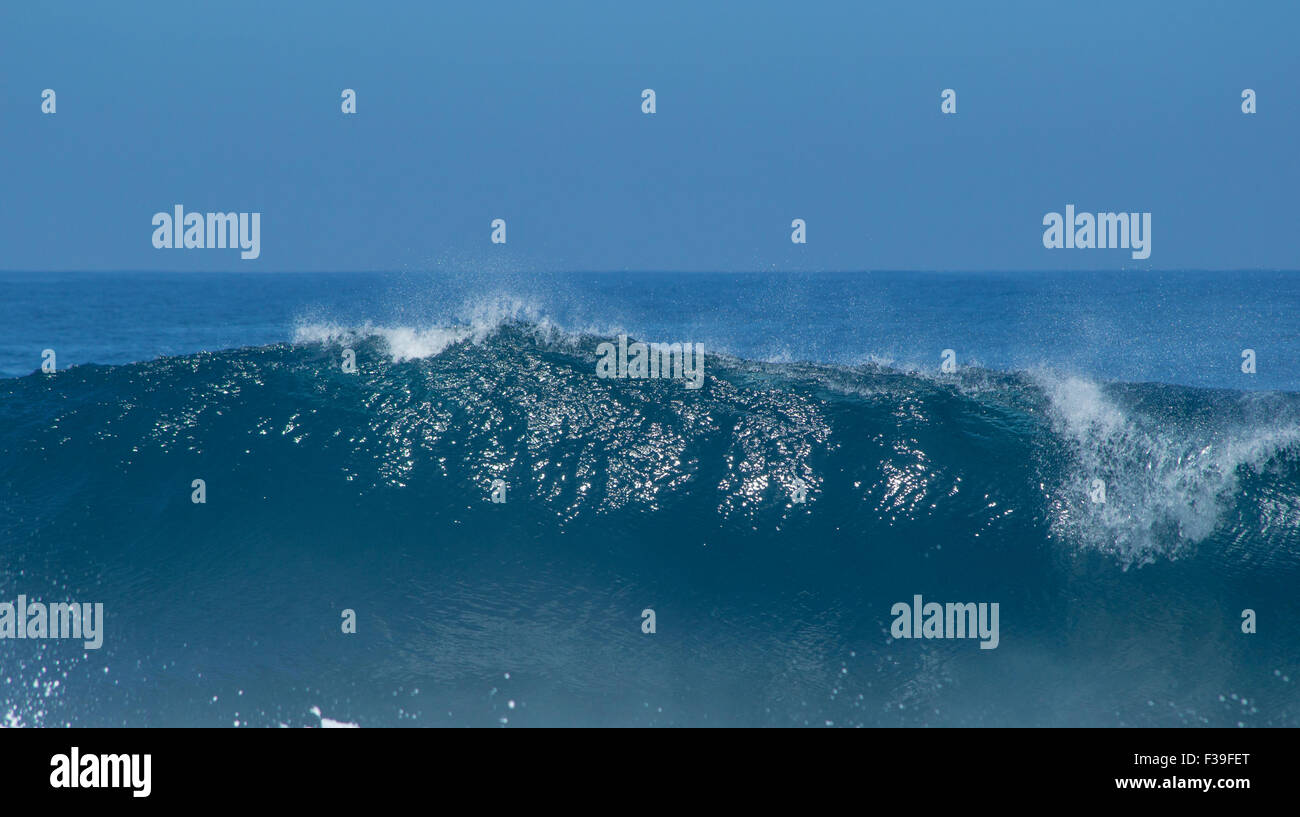 powerful ocean waves breaking natural water background Stock Photo - Alamy