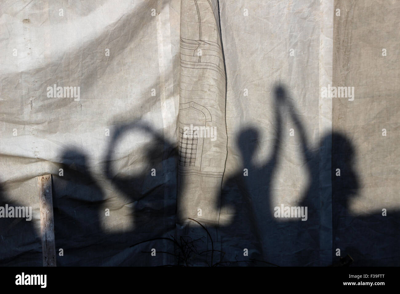 Human shadows hi-res stock photography and images - Alamy