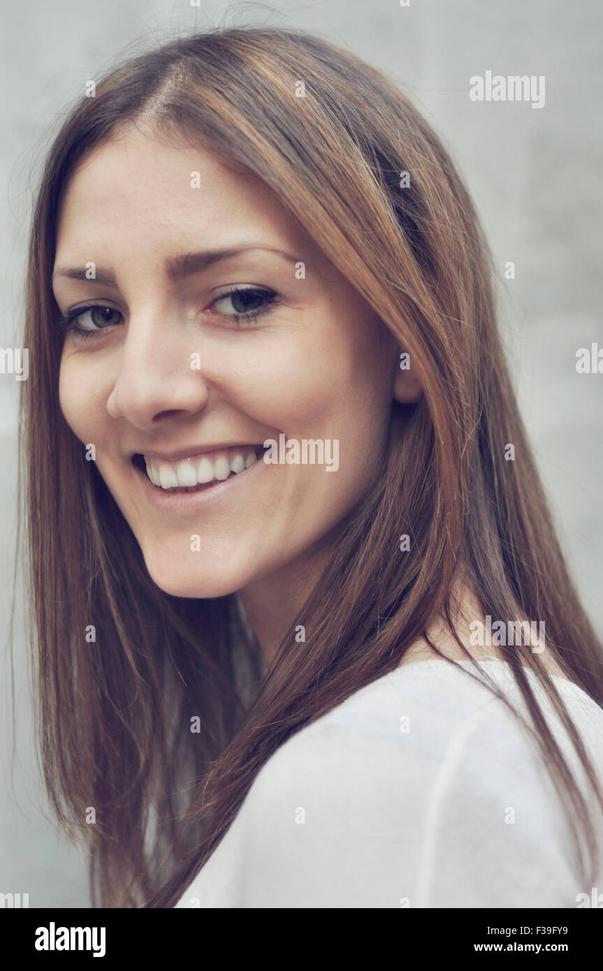 Portrait good looking young woman hi-res stock photography and images ...