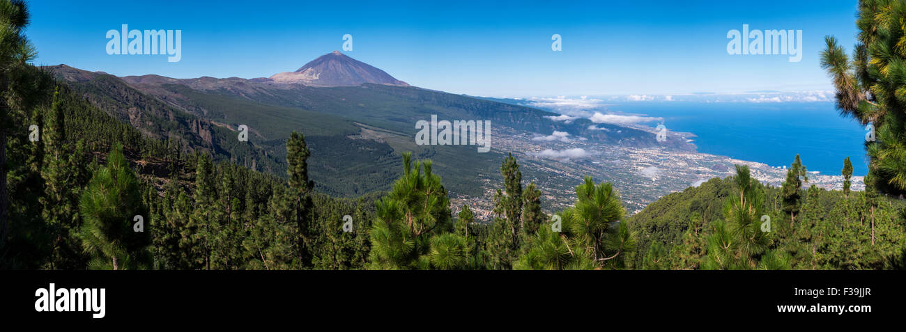 Clear view from the Mirador de Chipeque in Santa Ursula, Tenerife ...